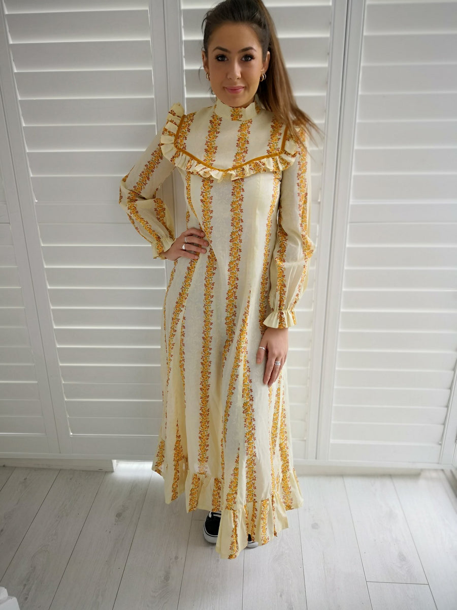 These Are the 5 Best Prairie Dresses | Vintage Blog | Lovely's Vintage ...